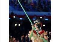 Mengenal Atlet Skeleton Nathan Crumpton, Pembawa Bendera Tanpa Baju di ...