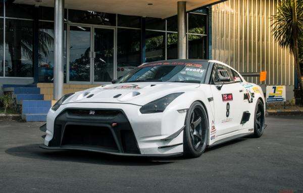 Modifikasi Nissan R35 GT-R, Dijejali Piranti Balap Luar Negeri - News+ ...