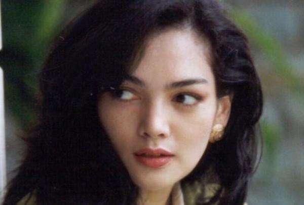 Biodata dan Agama Ida Iasha, Artis Cantik Era 1980an yang Jadi Mualaf ...