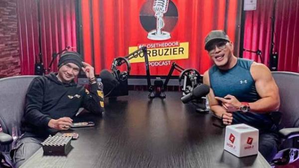 Melihat Kembali Aksi Deddy Corbuzier Bertarung di Atas Octagon Bikin ...