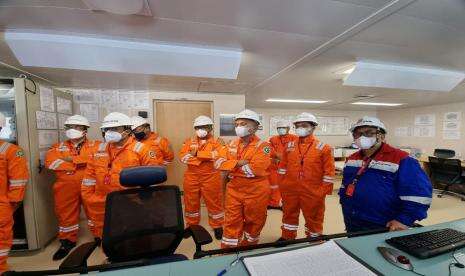 Bersama PLN, PLTGU dan FSRU Proyek Jawa-1 Siap Dukung Energi Bersih ...