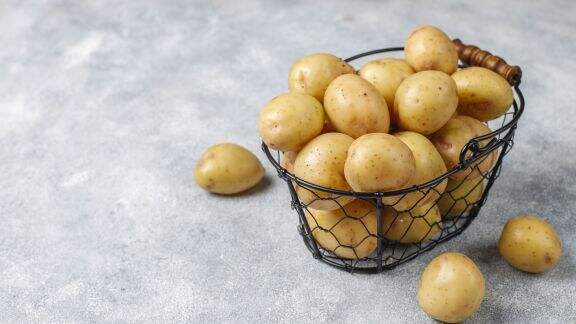 Cara Buat Kentang Segitiga, Masak Bareng Si Kecil Lebih Seru | News+ on ...