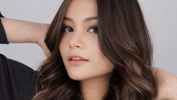 Ubah Rambut Jadi Makin Stylish dengan Teknik Pewarnaan French Glossing ...