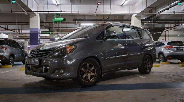 Modifikasi Toyota Innova Diesel Lawas, Asyik untuk Harian | News+ on RCTI+