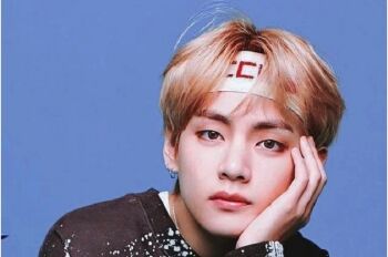 Penampilan V BTS Pakai Topi Seharga Rp 470 Ribu, Netizen: Enggak ...