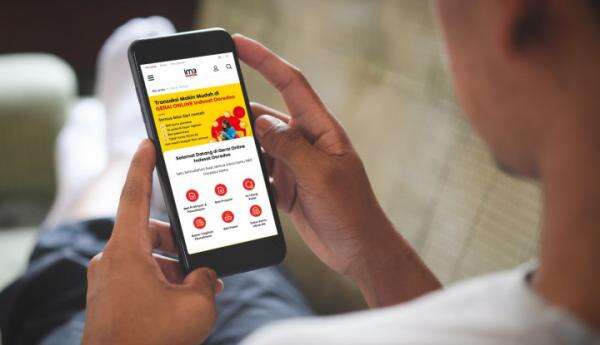 Luncurkan Chatbot WhatsApp, Pendapatan Indosat Ooredoo Hutchison ...