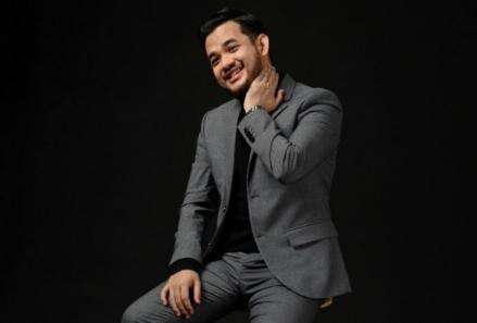 Intip Kisah Sukses Dimar Mairyan, Pebisnis Muda yang Sukses Bangun ...