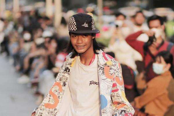 Keren! Intip 4 Potret Bonge Cs Catwalk di Kuningan City | News+ on RCTI+