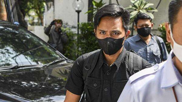 Bharada E Akan Ajukan Diri sebagai Justice Collaborator ke LPSK | News+ ... Bharada E Akan Ajukan Diri sebagai Justice Collaborator ke LPSK | News+ ...