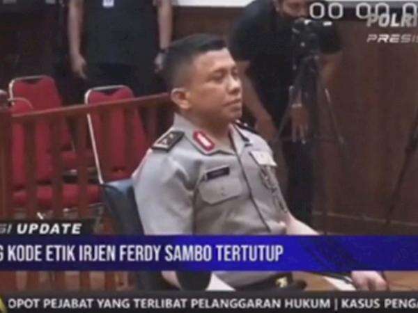 Penampilan Ferdy Sambo saat Jalani Sidang Etik Disorot, Wajah Lusuh ...