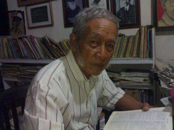 Mengenal Soesilo Toer, Pemulung Bergelar Doktor Filsafat Lulusan Rusia ...