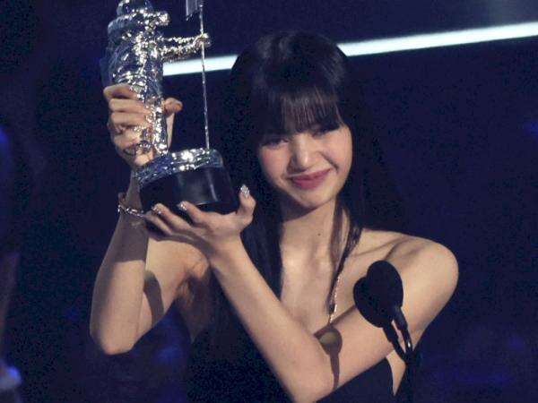 Lisa Blackpink Orang Thailand Tapi Menang Artis Kpop Terbaik Kalahkan 3268