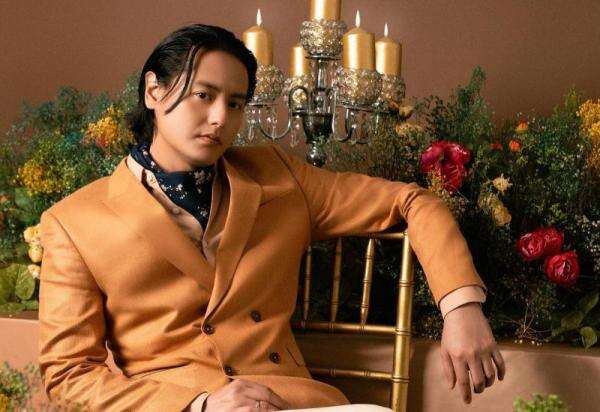 5 Fakta Menarik Roger Danuarta, Aktor yang Sering Bintangi Film Religi ...