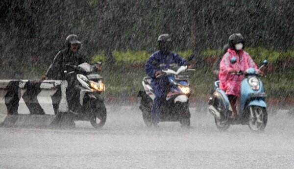 Waspadai 3 Penyakit Ini yang Sering Muncul saat Musim Hujan | News+ on ... Waspadai 3 Penyakit Ini yang Sering Muncul saat Musim Hujan | News+ on ...