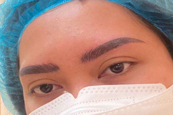 3 Cara Melukis Alis Simetris Sesuai Bentuk Wajah, Catat Ladies! | News+ ...