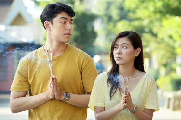 Ini 5 Rekomendasi Film Netflix Romantis Terbaik, Awas Baper! | News+ on ...