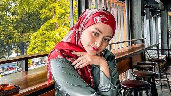 Akrab dengan Keluarga Kekasih Baru, Nathalie Holscher Disentil Netizen: Katanya Lagi Trauma ...