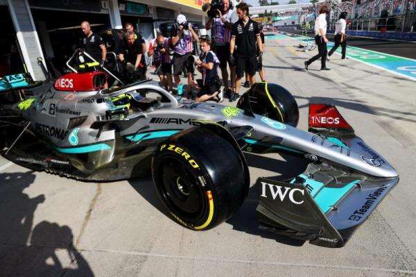 Kembangkan Mobil F1 2023, Mercedes Mulai Fitting Kursi Pembalap | News+ ...