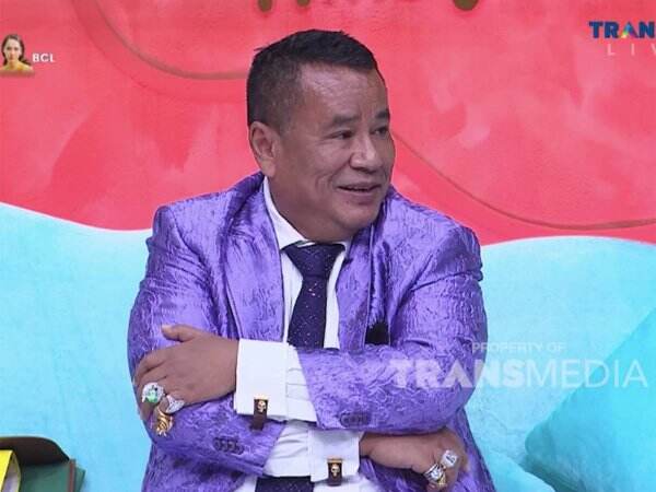 Kritik Pasal Zina di KUHP Baru, Hotman Paris: Sok Tahu yang Bikin ... Kritik Pasal Zina di KUHP Baru, Hotman Paris: Sok Tahu yang Bikin ...