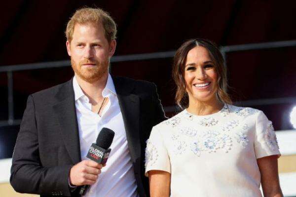 Meghan Markle dan Harry Disebut Iri Pada William yang Ingin Jadi Raja ...