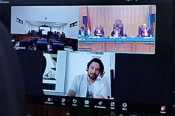 Reaksi Ammar Zoni usai Divonis Hakim 3 Tahun Penjara atas Kasus Narkoba - News+ on RCTI+