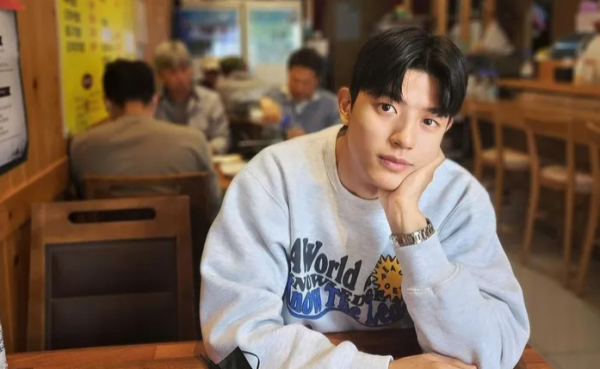 Profil Lomon (Park Solomon): Aktor Muda Bertalenta yang Memikat di ...