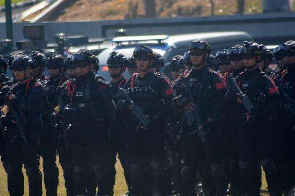 Berapa THR Polisi dan TNI di 2025? Simak Komponen Gaji dan Tunjangannya ...