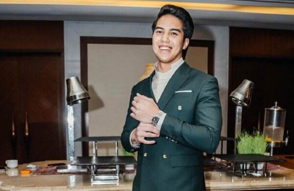 5 Potret Transformasi El Rumi, Ganteng Alami dari Bocil | News+ on RCTI+ 5 Potret Transformasi El Rumi, Ganteng Alami dari Bocil | News+ on RCTI+