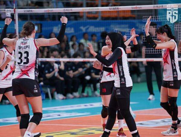 Hasil Red Sparks vs IBK Alots di Liga Voli Putri Korea Selatan 2024-2025: Megawati Hangestri Cs ...