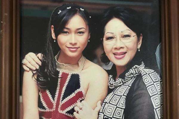 Profil Titiek Puspa, Artis Lintas Zaman yang Menginspirasi Lewat Lagu dan Film | News+ on RCTI+