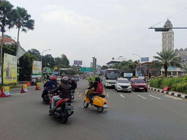 Jalur Puncak Bogor Kembali Normal 2 Arah, Kendaraan yang Melintas Naik 25 Persen | News+ on RCTI+