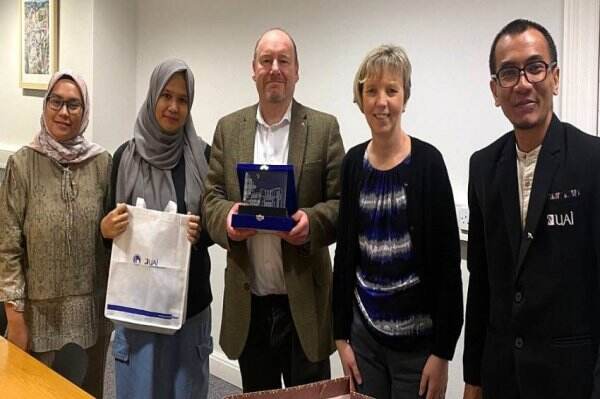 Kunjungi Universitas Edinburgh Skotlandia, Al Azhar Siap Jadi Kampus ... Kunjungi Universitas Edinburgh Skotlandia, Al Azhar Siap Jadi Kampus ...