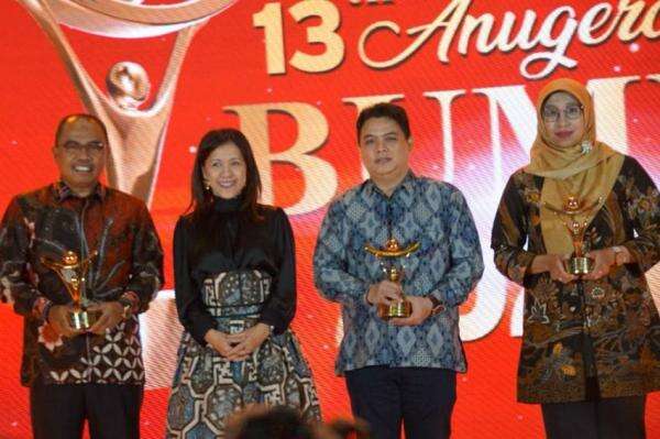 Performa Bagus, Pos Indonesia Raih 2 Penghargaan di BUMN Award 2024 - News+ on RCTI+