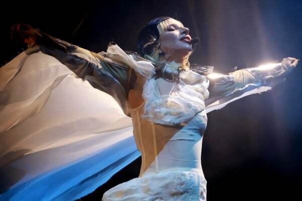 Potret Outfit Selebriti yang Hadir di Coachella 2025, Lady Gaga hingga ... Potret Outfit Selebriti yang Hadir di Coachella 2025, Lady Gaga hingga ...