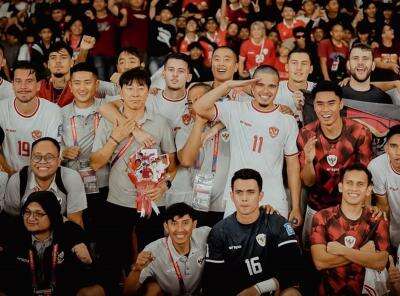 Kisah Ragnar Oratmangoen, Striker Timnas Indonesia yang Sempat ...