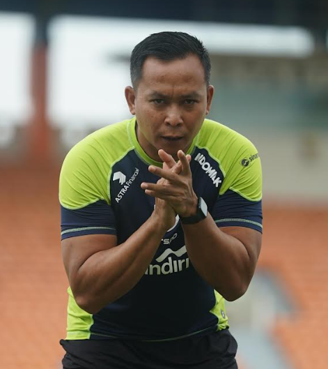 Sosok Sofie Imam Faizal, Asisten Pelatih Fisik Timnas Indonesia yang Jadi Mahasiswa S2 di UNS ...