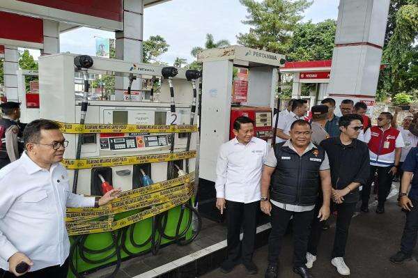 Kemendag dan Bareskrim Segel SPBU Nakal di Bogor, Rugikan Konsumen hingga Rp3,4 Miliar | News+ ...