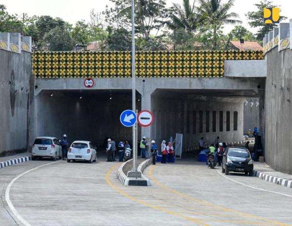 Ini Perbedaan Underpass, Flyover, dan Overpass - News+ on RCTI+