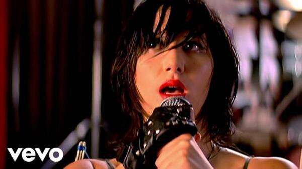 Makna Lagu Maps Yeah Yeah Yeahs Viral di Tiktok: Wait, They Don't Love ...
